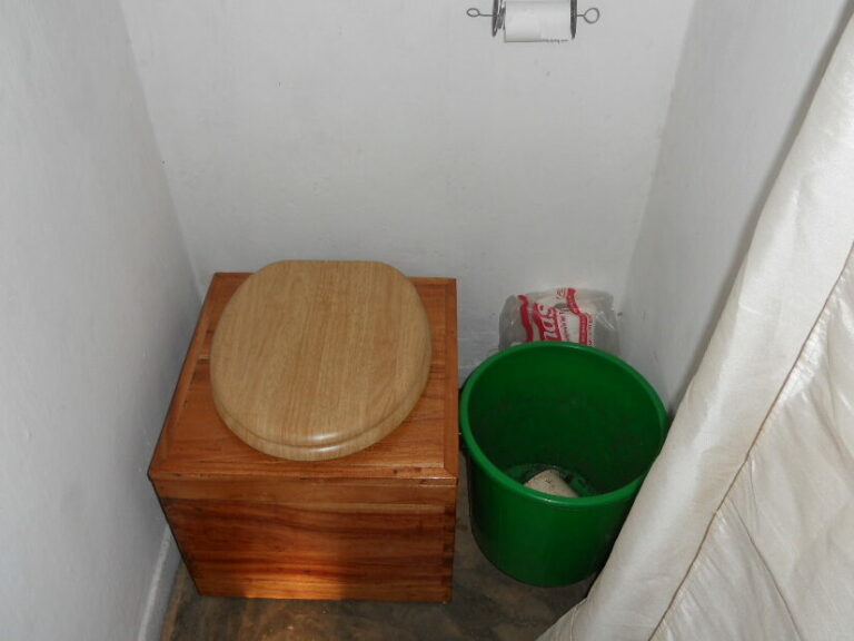 Composting Toilet Systems - Never Ending Food
